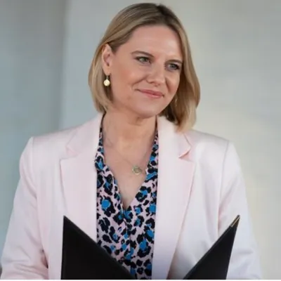 Ali Williams (celebrant) Perfect Ceremony - Tie The Knot Wedding Directory